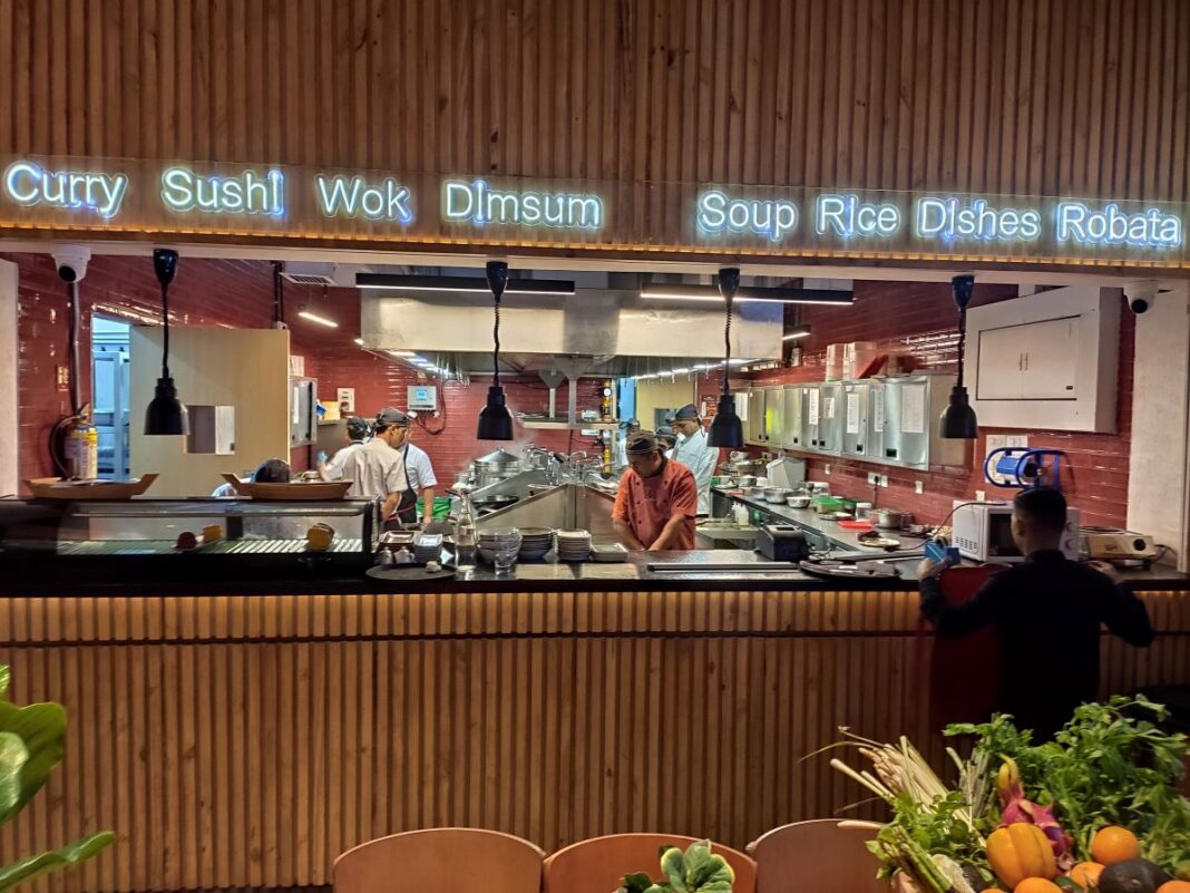 Asia Kitchen In Elante Mall Chandigarh Is Mainland China In New Avatar ...